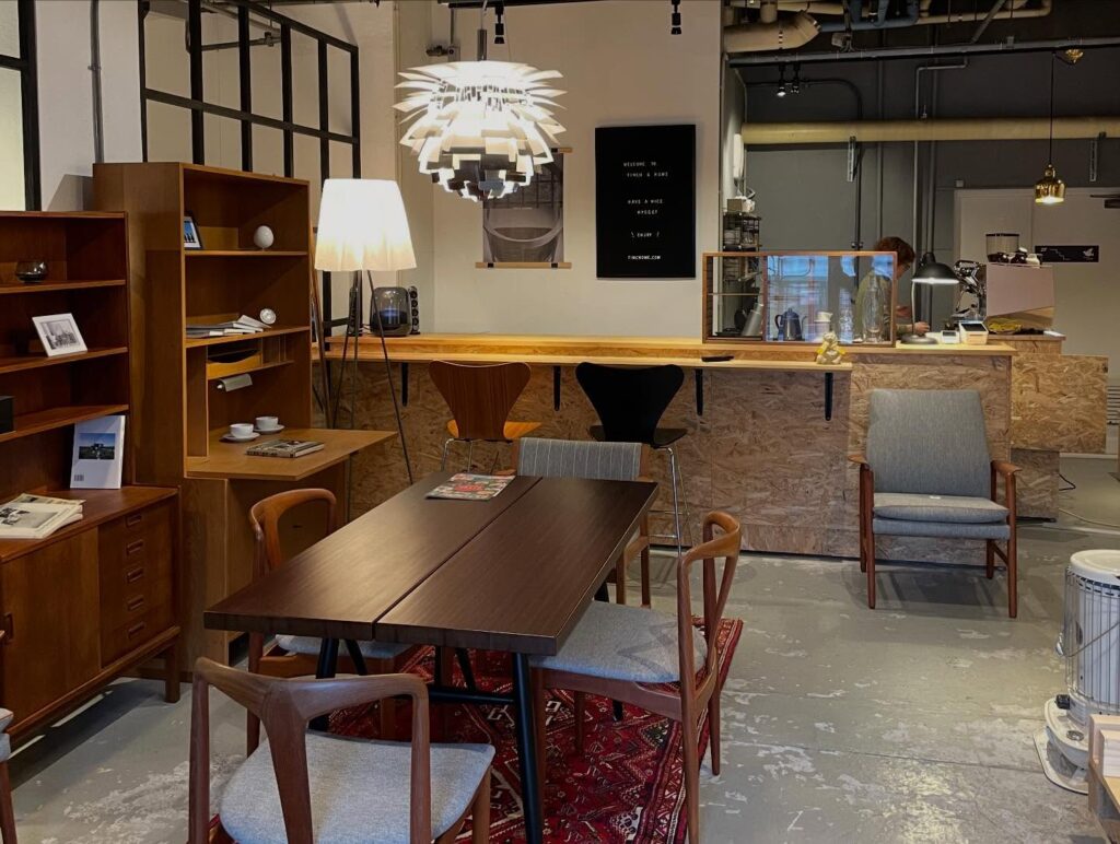 FINCH＆HOME cafe&vintage - フィンチアンドホーム 自然に集い、香りを愉しむコーヒースタンド